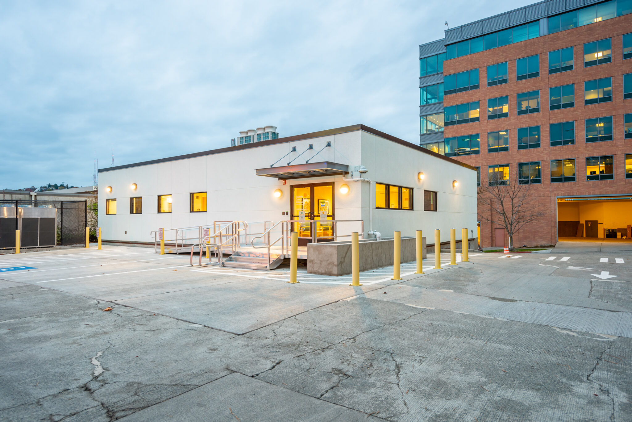 Seattle Cancer Center - Aspen Street Architects